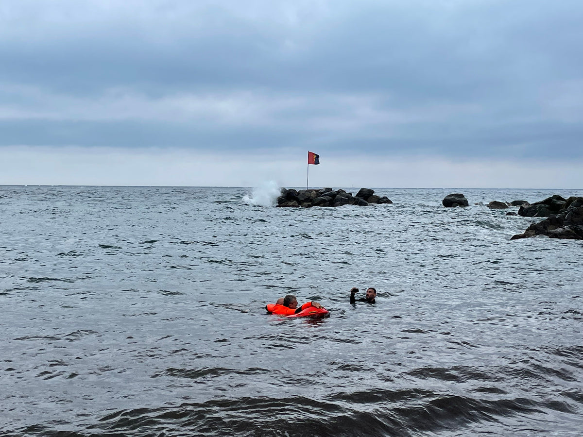 FReD - Fast Rescue Device for Emergency Responders – Water Rescue Australia